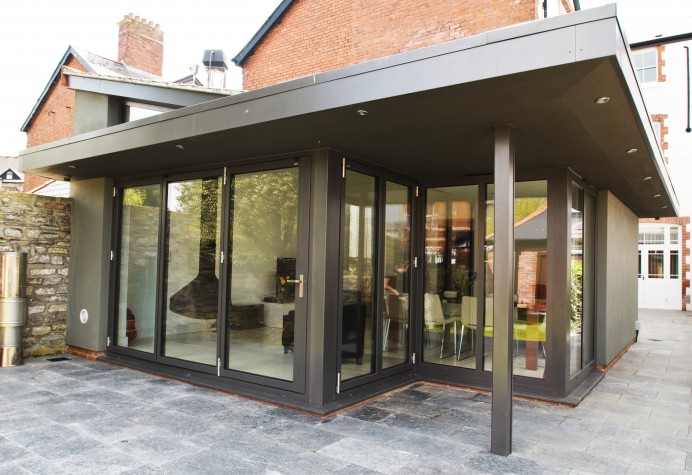 Corner Bi-Fold Doors in Nottingham - Basfords